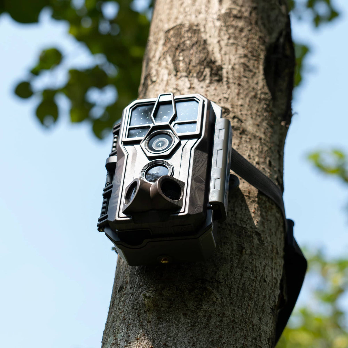 Fast Trigger Speed Trail Camera with Night Vision | GardePro A5